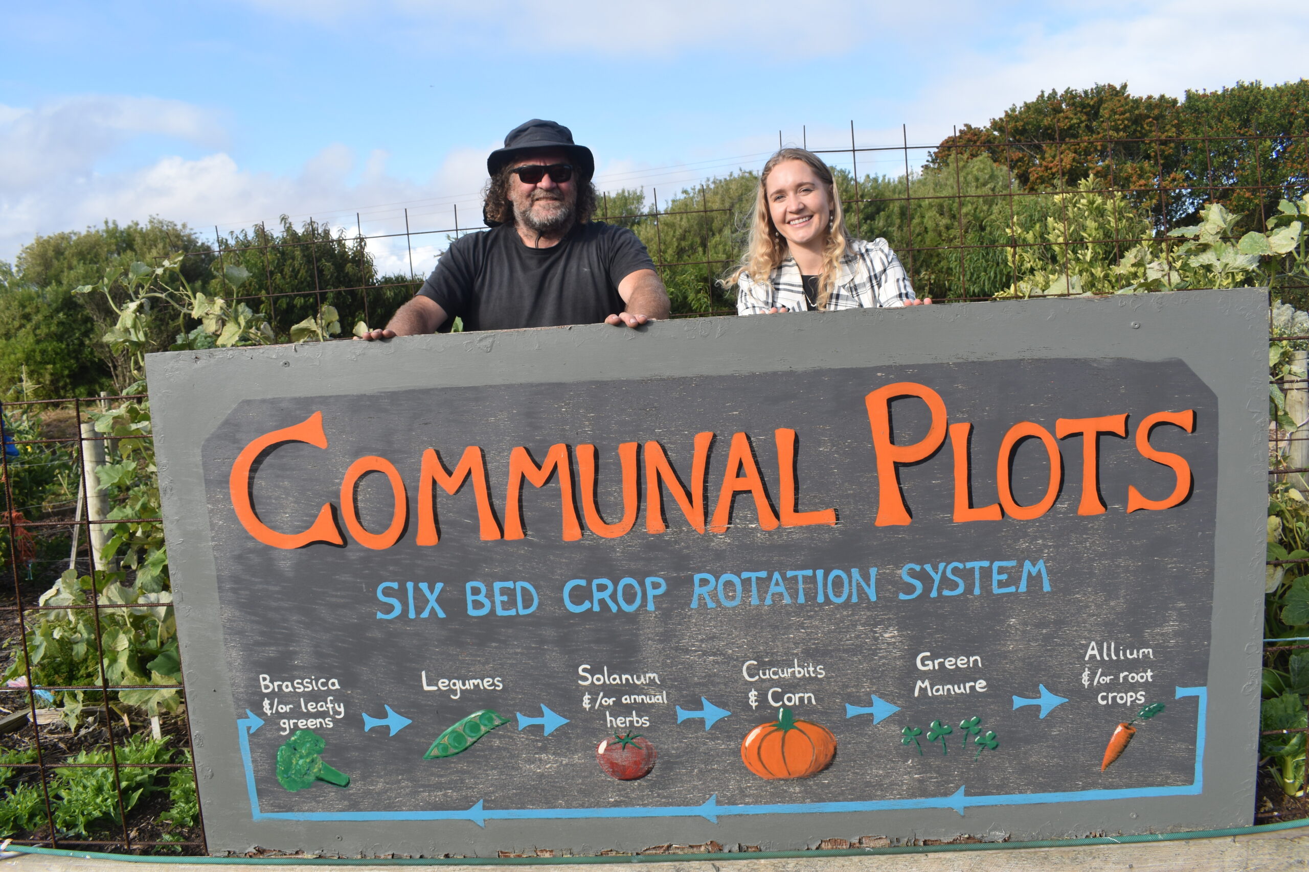 Growing a community | Small Farms Magazine & Book Shop