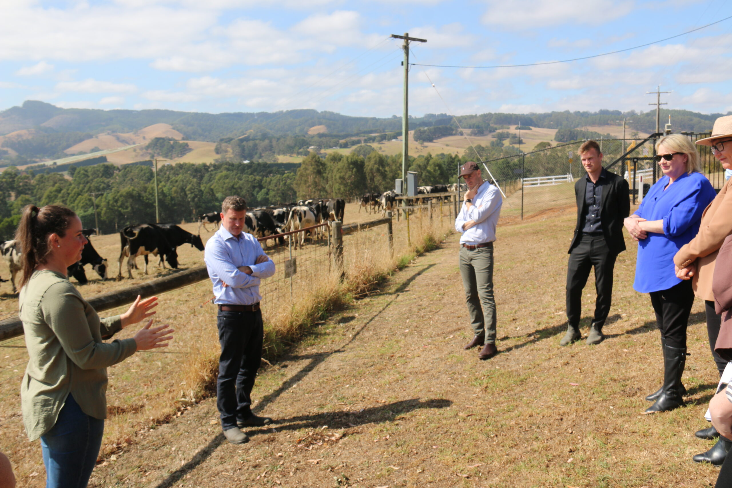 Breaking barriers to virtual fencing | Small Farms Magazine & Book Shop